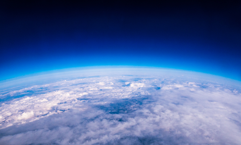 Upper atmospheric imaging | Hamamatsu Photonics