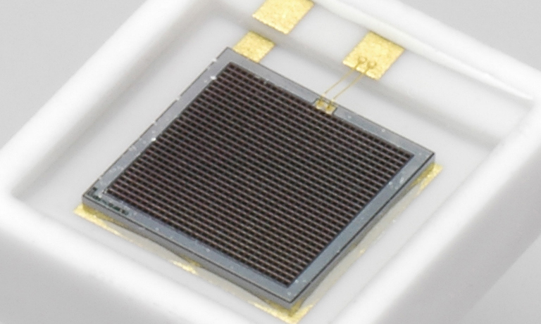 What is MPPC (SiPM)? | MPPC (SiPMs) / SPADs | Hamamatsu Photonics